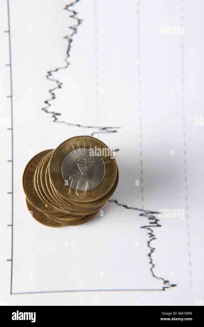 Indian ten rupees coins hi-res stock photography and images - Alamy