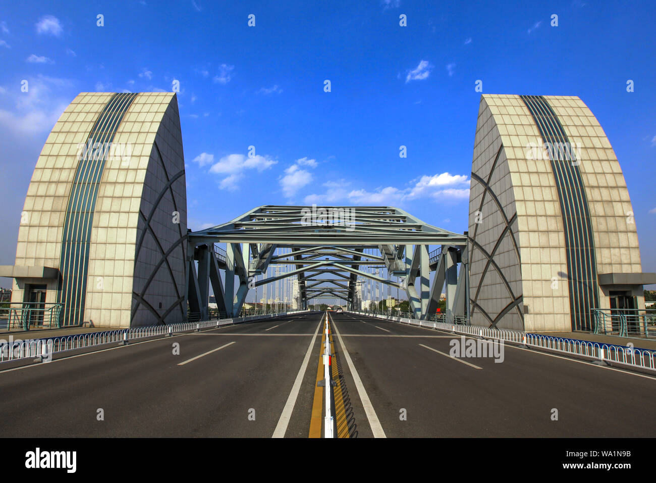 The cathay landmark hi-res stock photography and images - Alamy