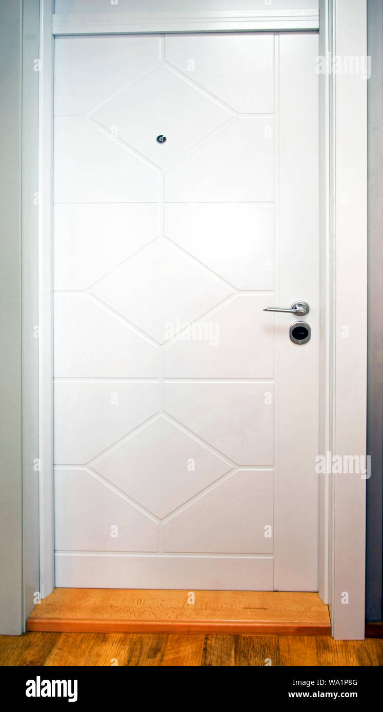 Shot closed white door hi-res stock photography and images - Alamy