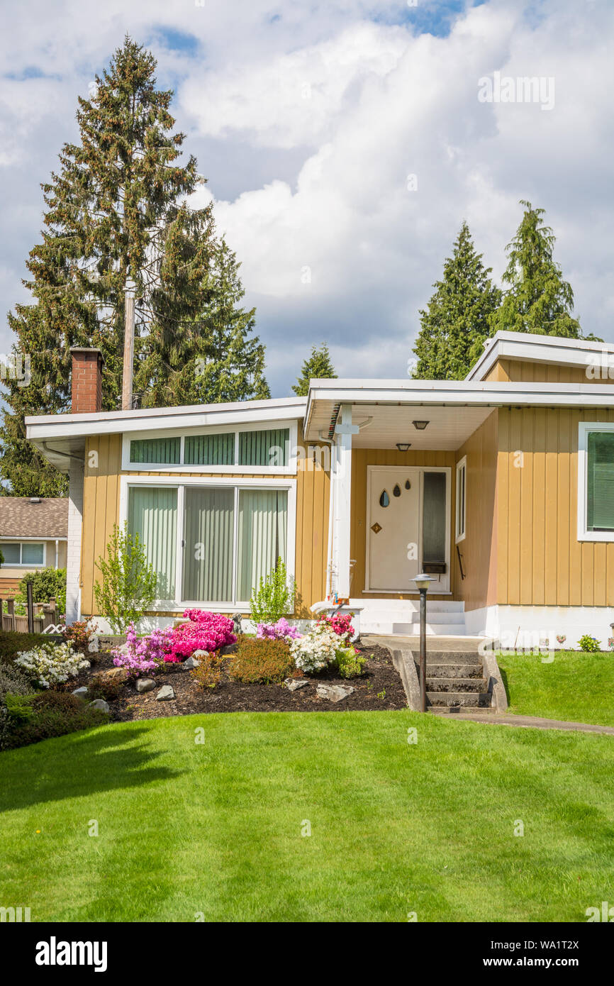 Striped lawn hi-res stock photography and images - Alamy