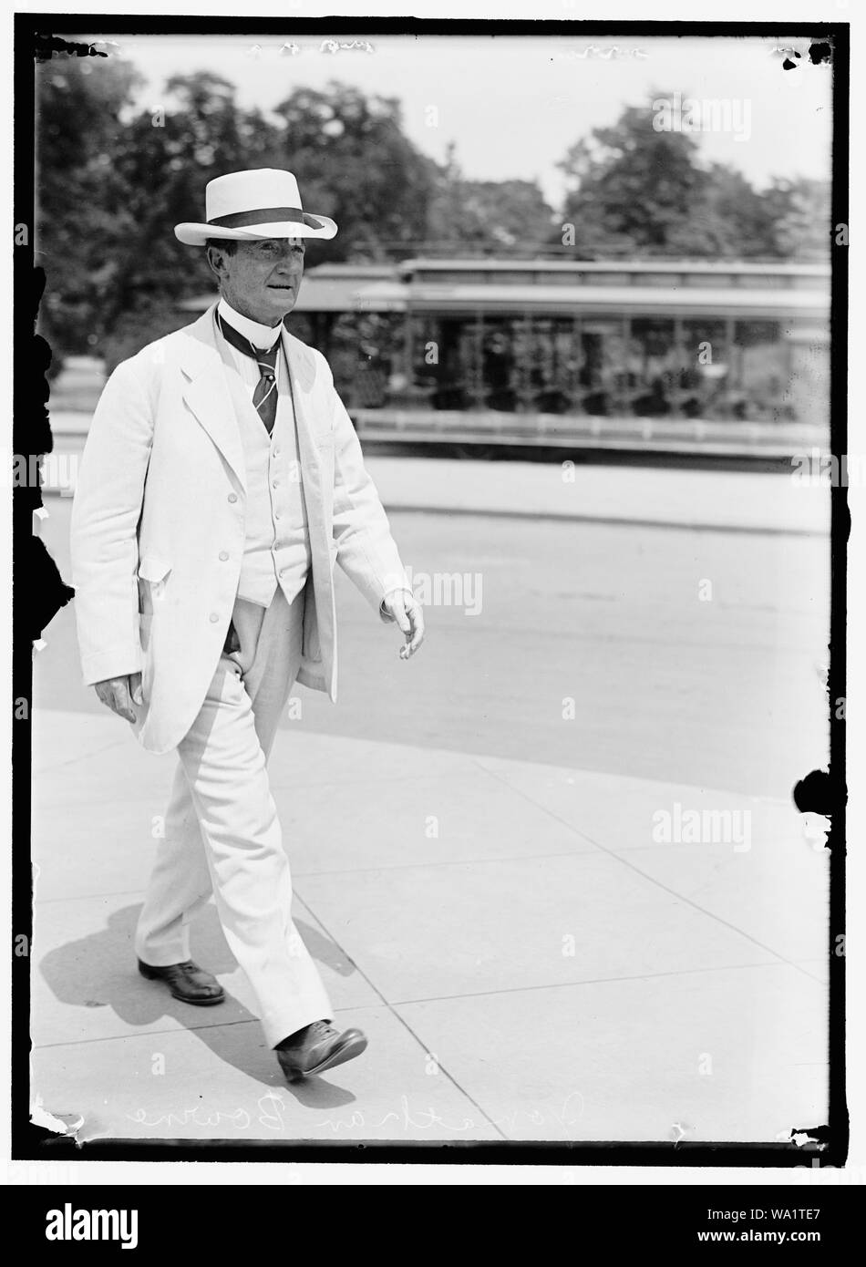 Jonathan bourne hi-res stock photography and images - Alamy