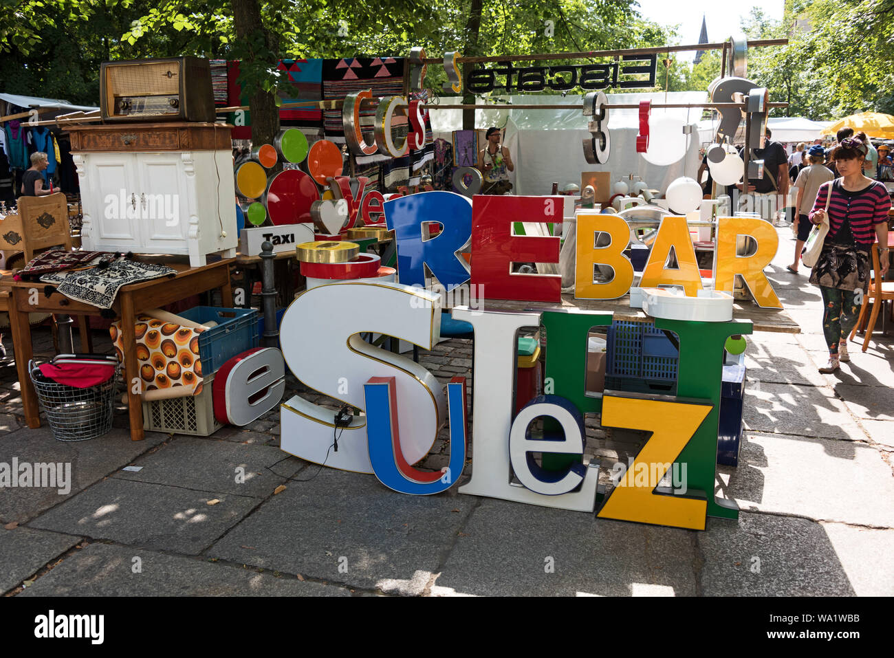 Arkonaplatz flea market, Berlin, Germany Stock Photo - Alamy