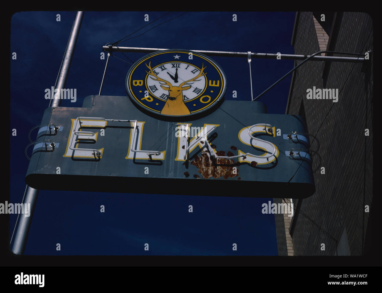 Elks sign hi-res stock photography and images - Alamy