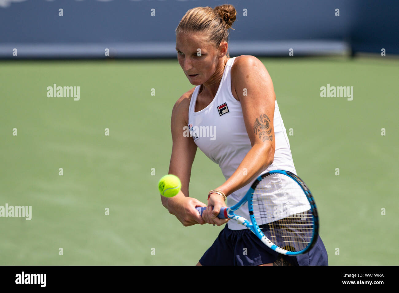 Mason, Ohio, USA. 16th Aug, 2019. Karolina Pliskova (CZE) in action ...
