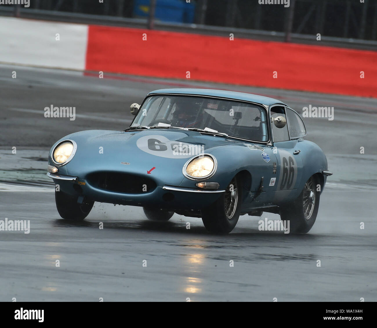 Paddy Shovlin, Niall McFadden, Jaguar E-Type, Royal Automobile Club ...
