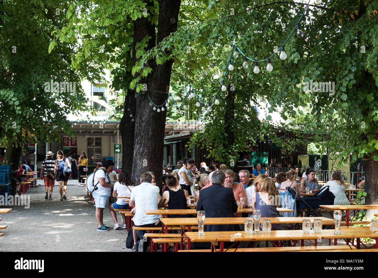 Summer afternoon at the Prater Beer Garden, Berlin, Germany Stock Photo ...
