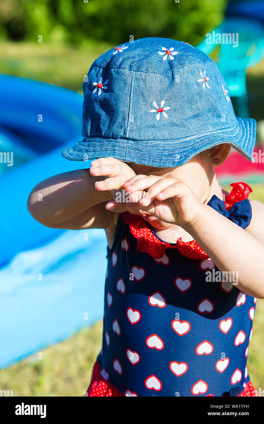 Crying hearts High Resolution Stock Photography and Images - Alamy