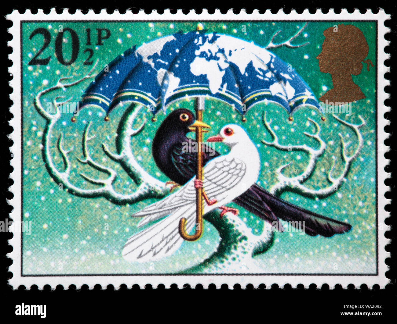 World peace dove hi-res stock photography and images - Alamy