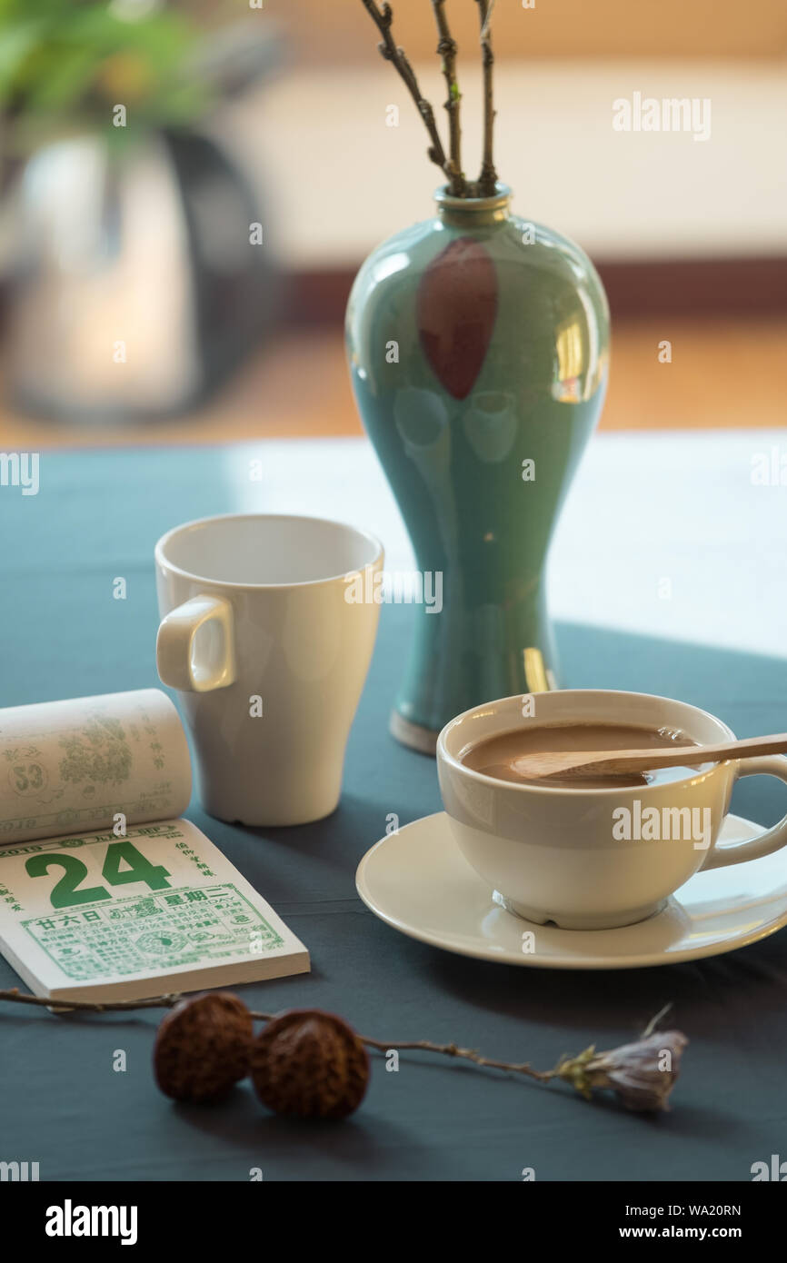 Life size images hi-res stock photography and images - Alamy