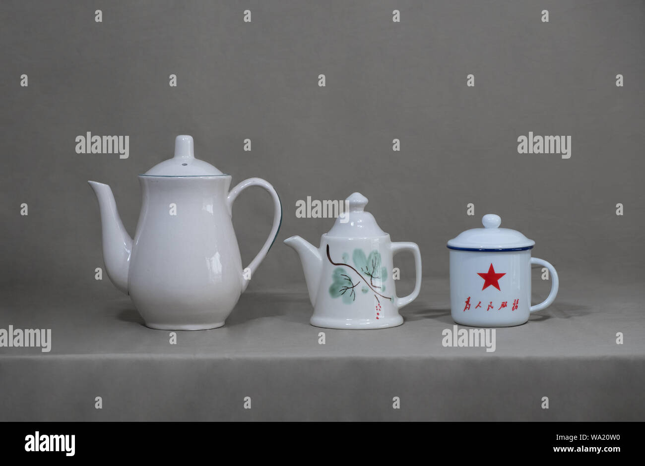 Kettle images hi-res stock photography and images - Alamy