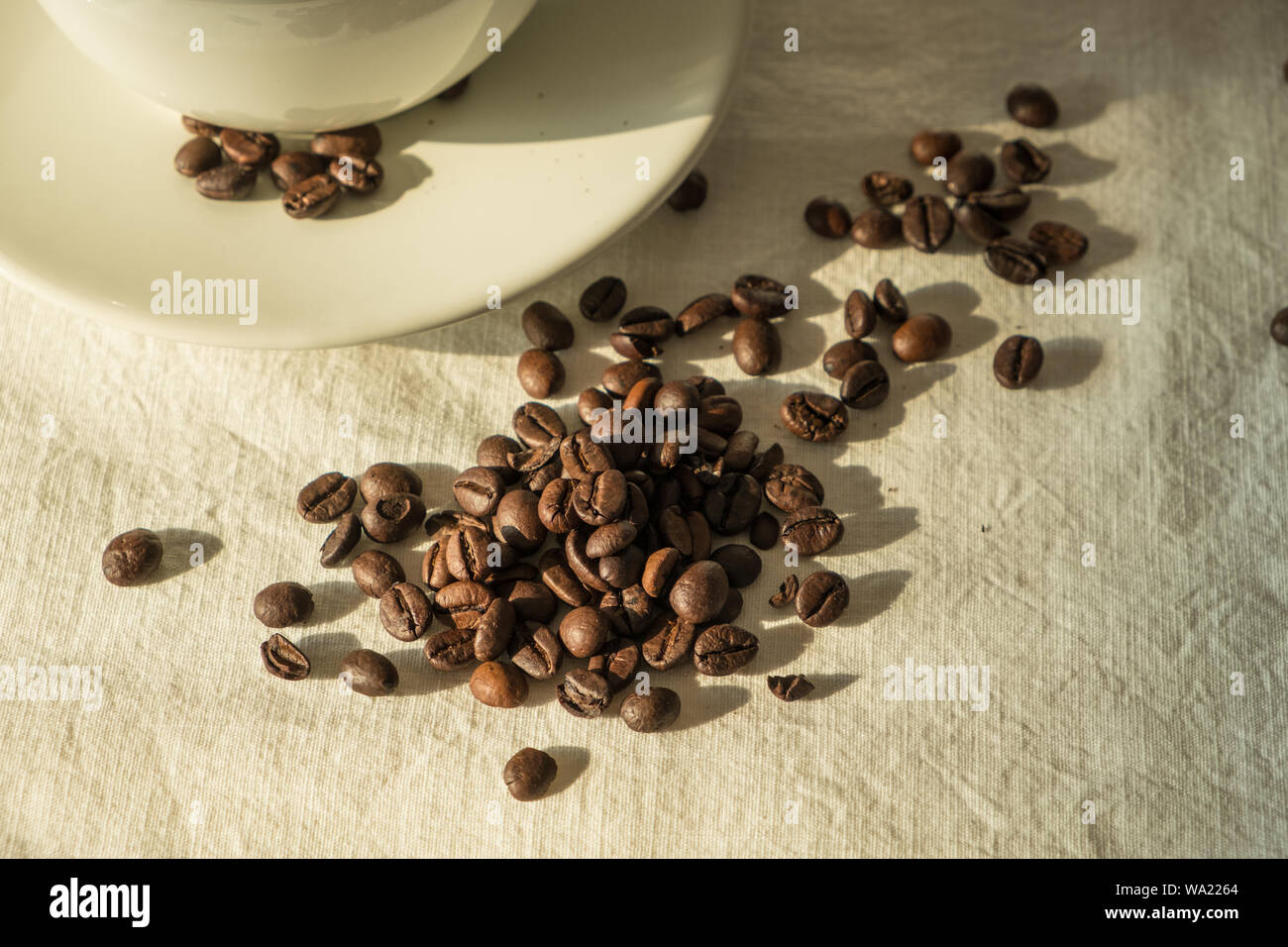 Coffee plates hi-res stock photography and images - Alamy