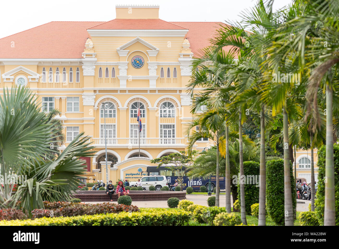 French colonial architecture cambodia hi-res stock photography and ...