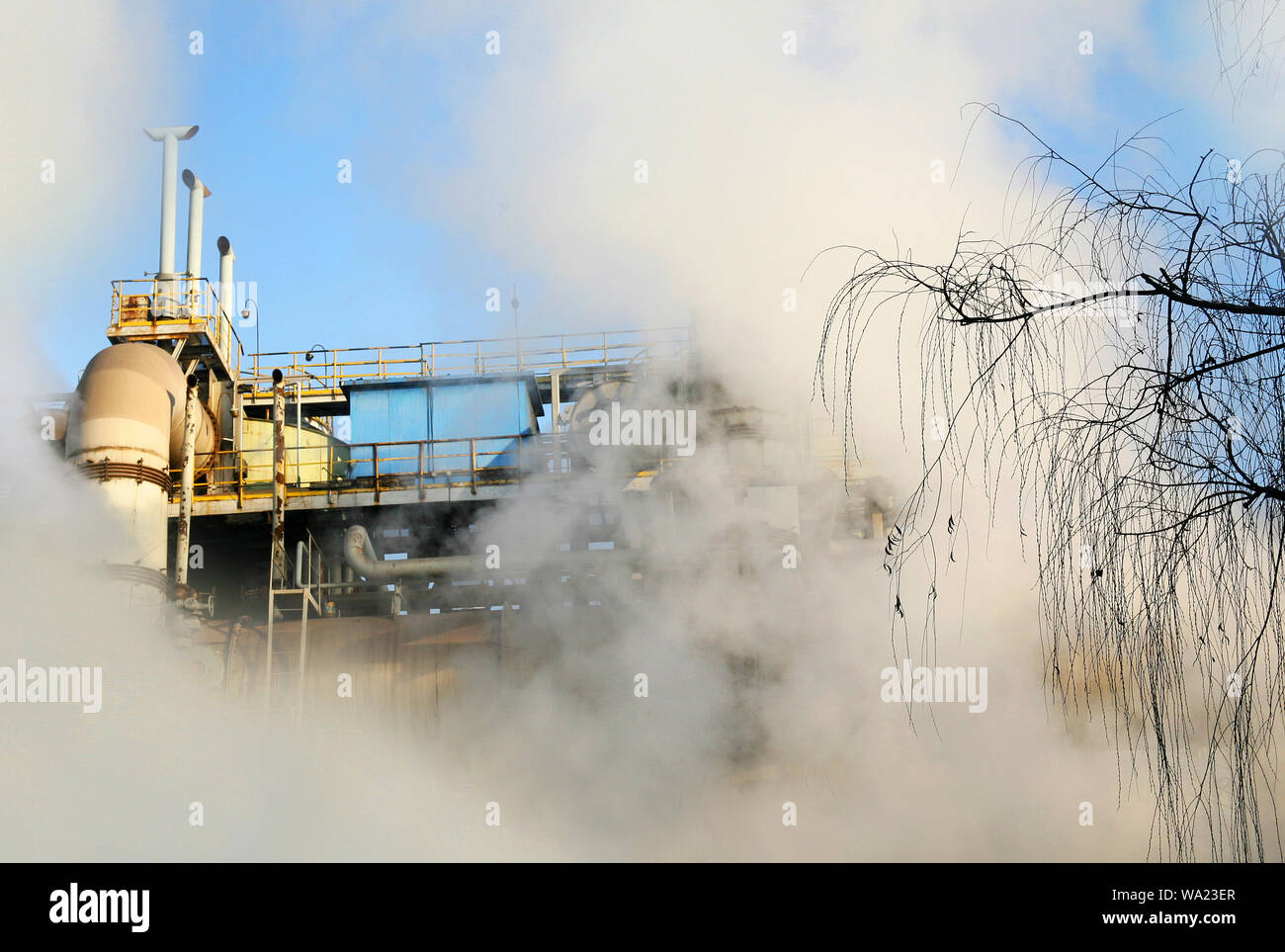 Steel shade hi-res stock photography and images - Alamy