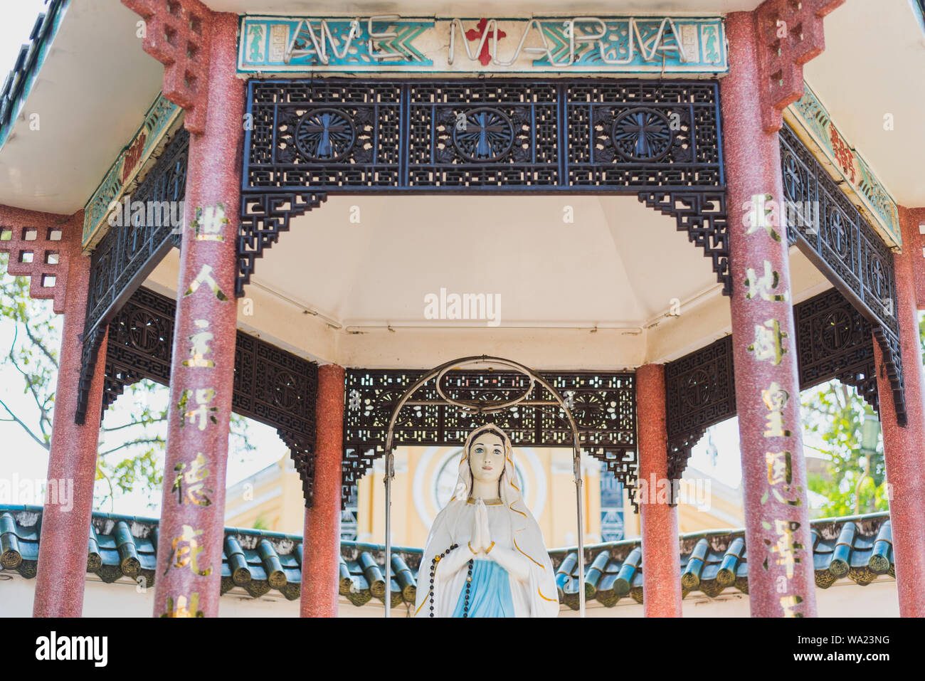 Chinese God High Resolution Stock Photography and Images - Alamy