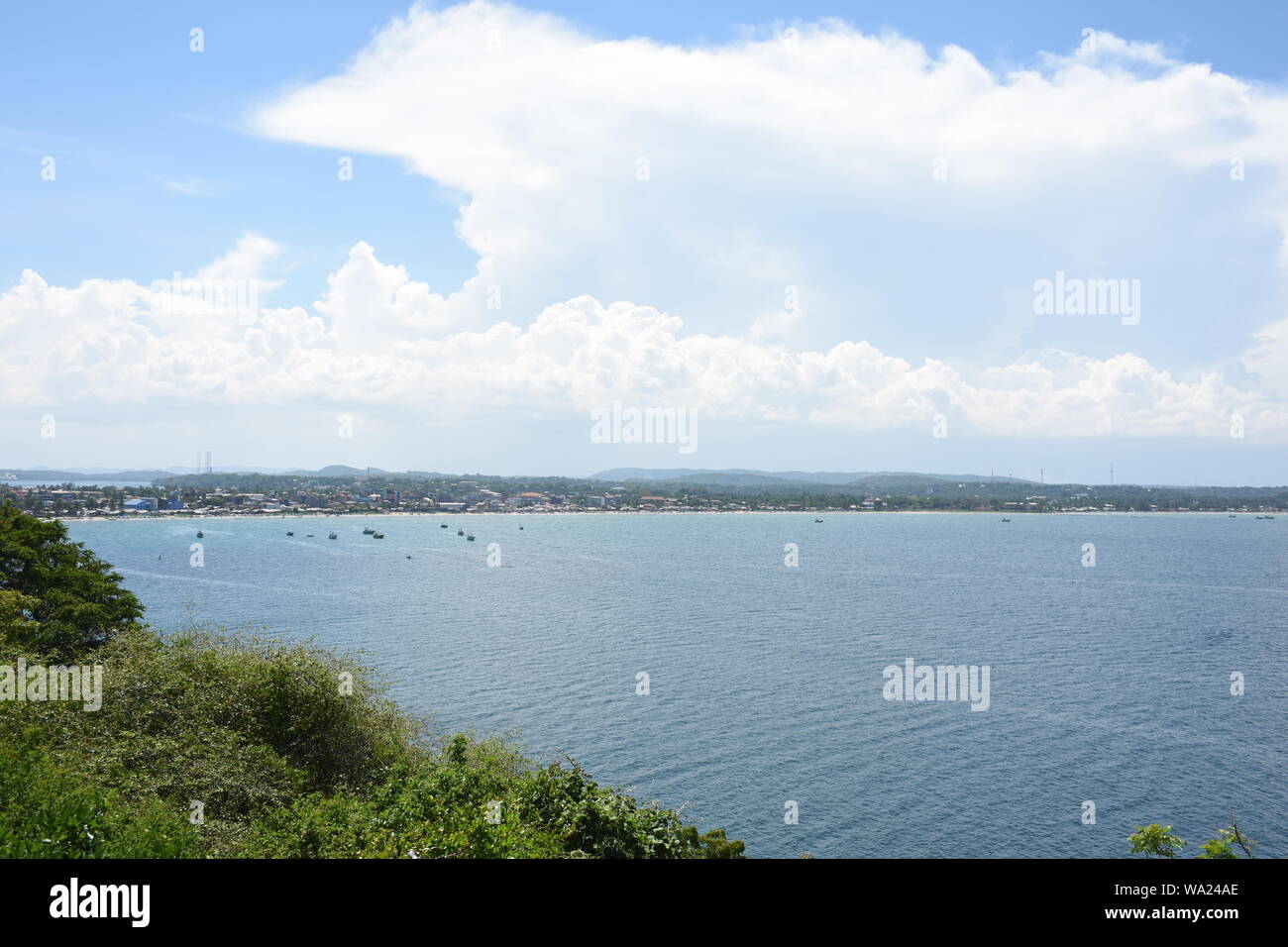 Trincomalee harbour hi-res stock photography and images - Alamy