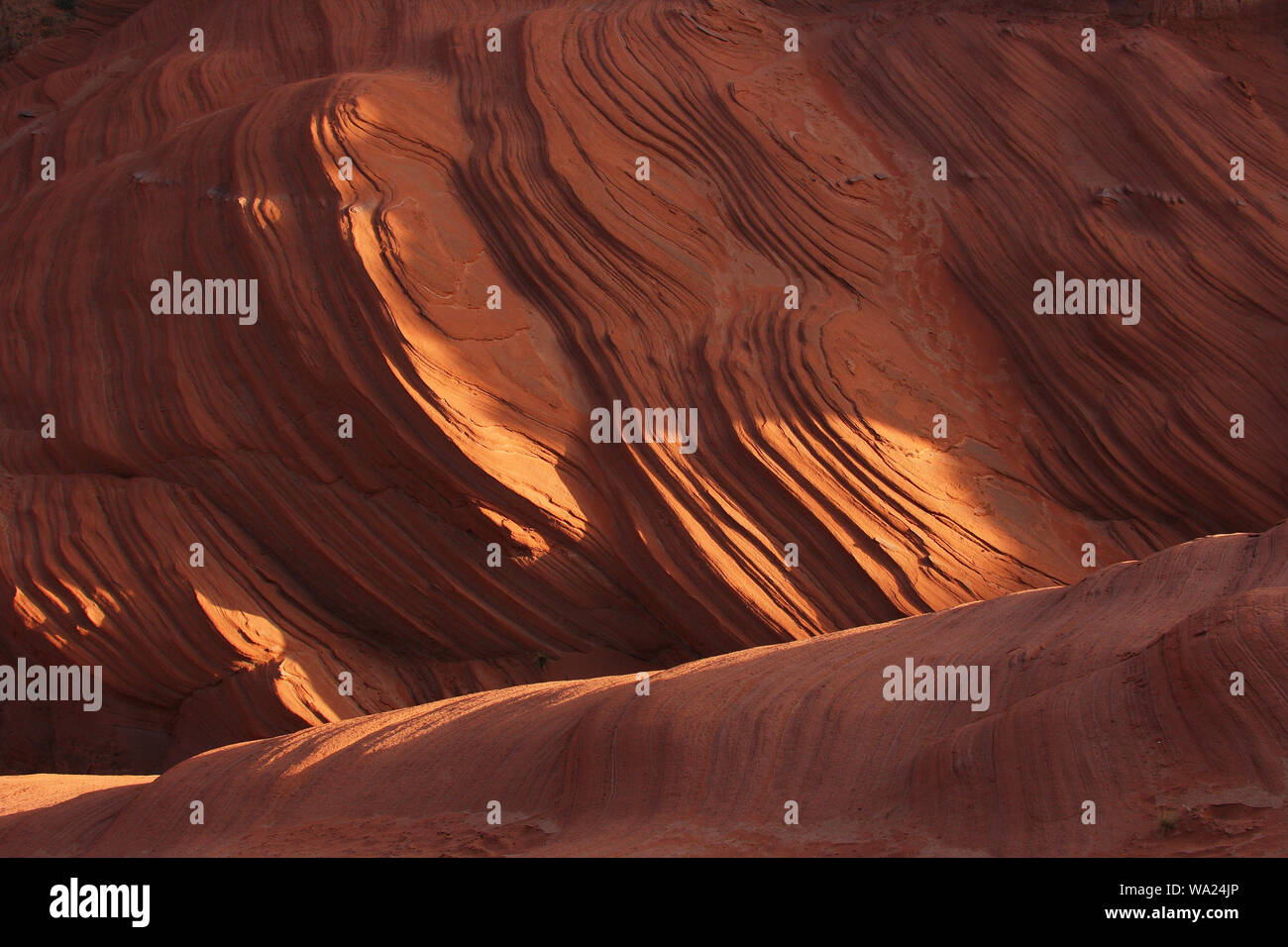 Wave valley hi-res stock photography and images - Alamy