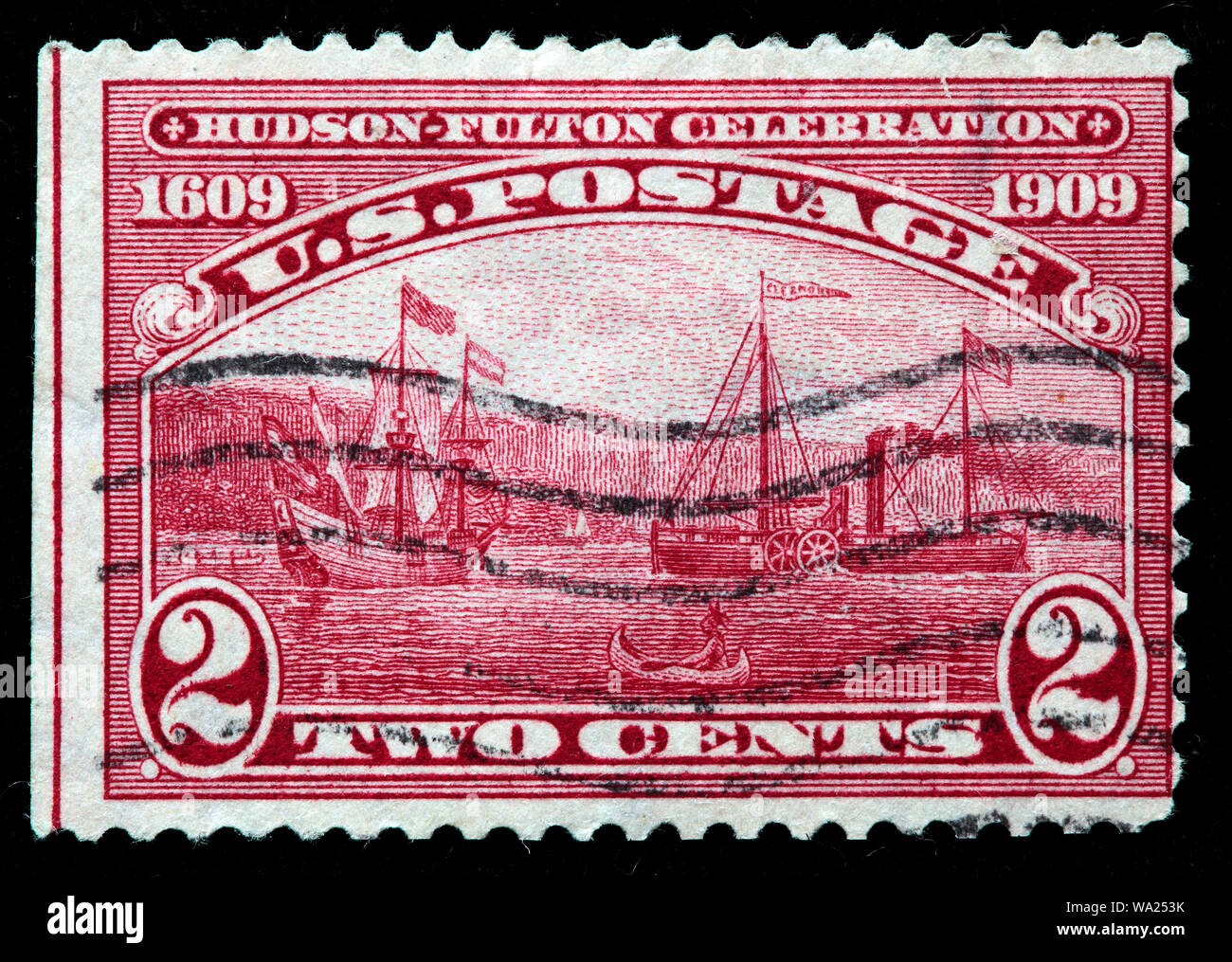 Henry hudson ship half moon hi-res stock photography and images - Alamy