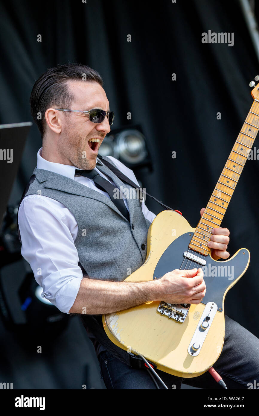 Telecaster guitar hi-res stock photography and images - Alamy
