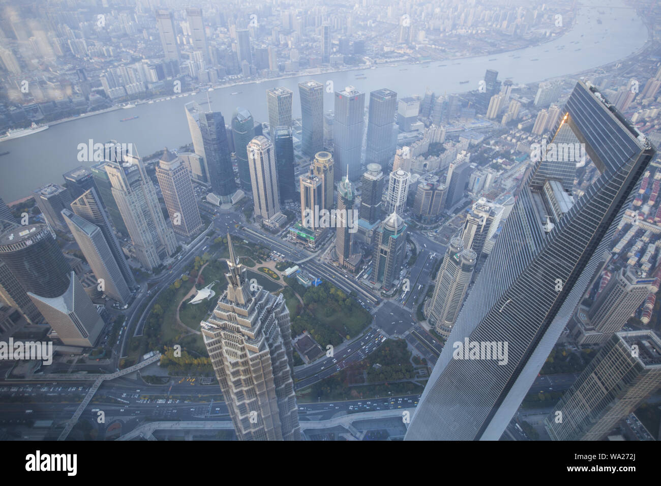Office building at lujiazui hi-res stock photography and images - Alamy
