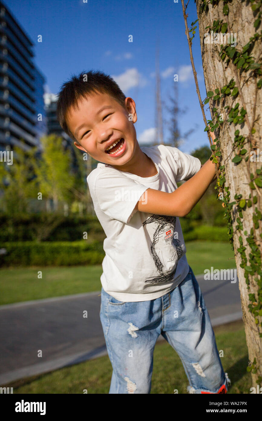 Naive person hi-res stock photography and images - Alamy