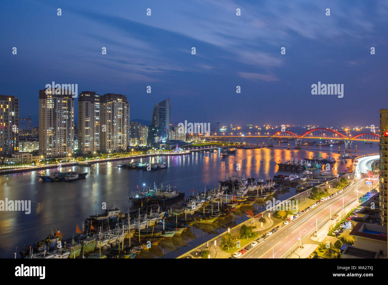 Zhoushan and fishing ships hi-res stock photography and images - Alamy