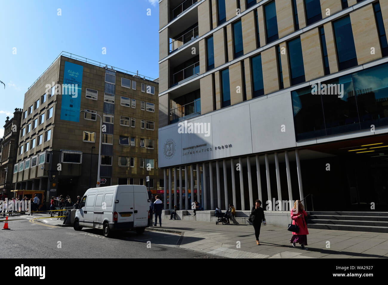 Edinburgh university campus in george square hi-res stock photography ...