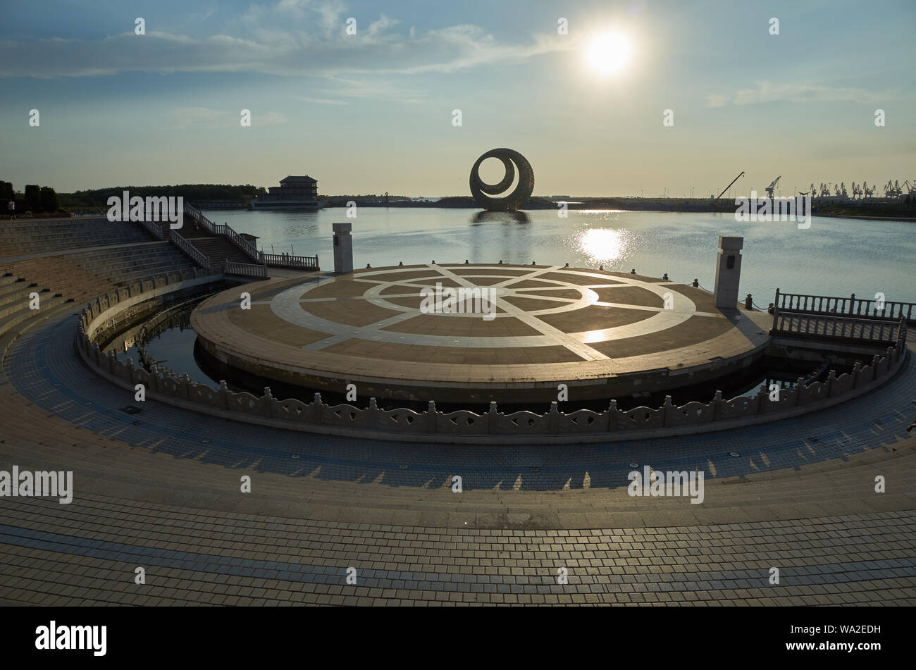 Moon lake park hi-res stock photography and images - Alamy