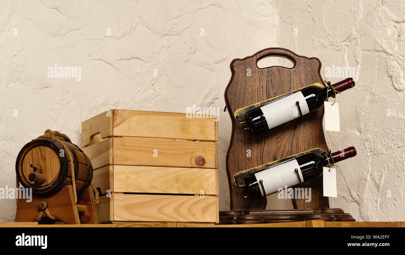 Decanting cradle hi-res stock photography and images - Alamy