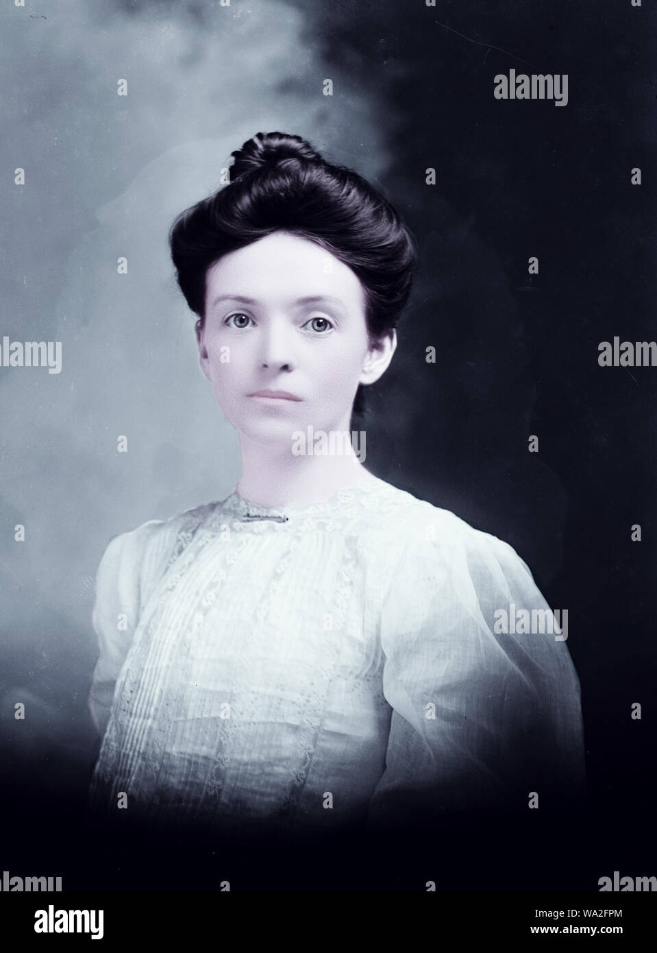 Old historic image history archive hi-res stock photography and images ...