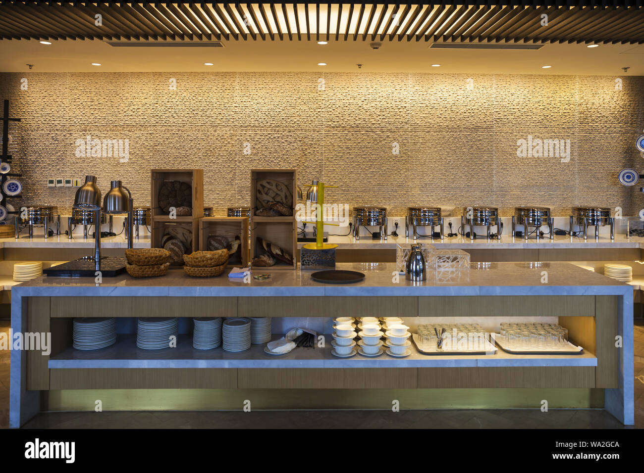 Hotel restaurant and cooking utensils Stock Photo - Alamy