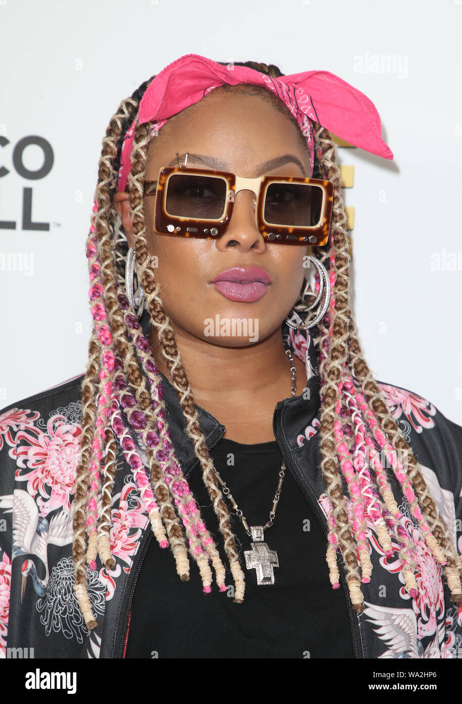 WE tv Celebrates "Power, Influence & Hip Hop: The Remarkable Rise Of So ...