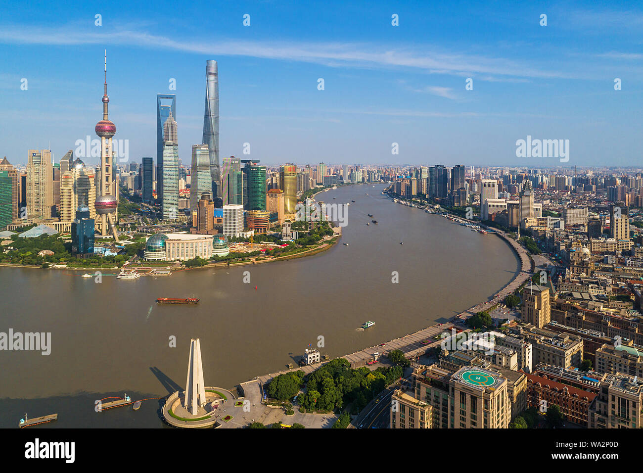Shanghai city scenery and oriental pearl hi-res stock photography and ...