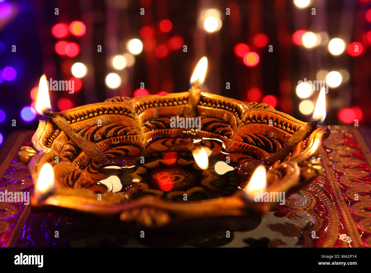Diwali diya hi-res stock photography and images - Alamy