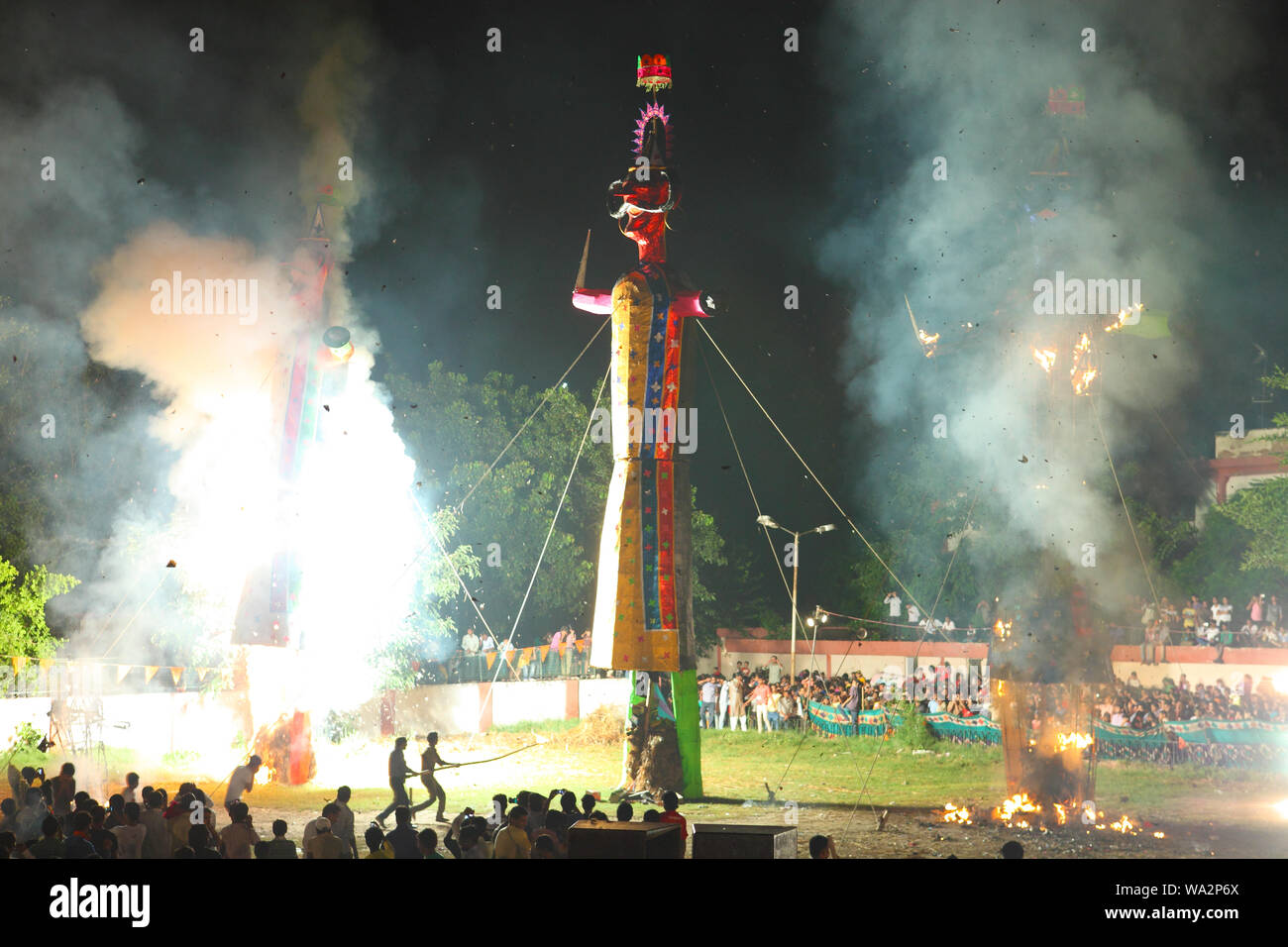 Burning ravana hi-res stock photography and images - Alamy