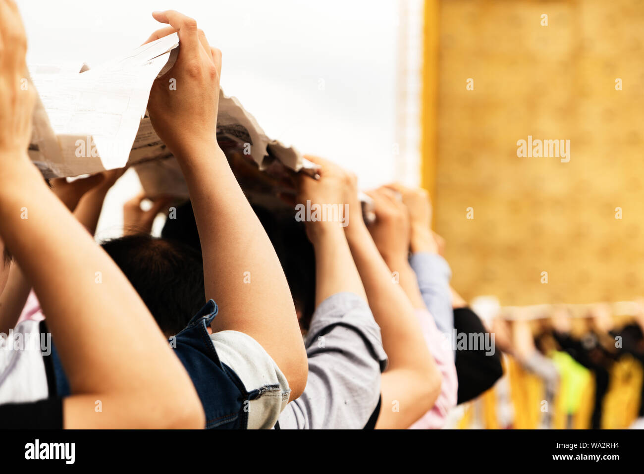 Teambuilding activity hi-res stock photography and images - Alamy