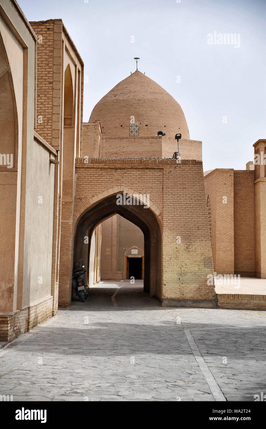 Jame mosque and buildings, Nain, Iran Stock Photo - Alamy
