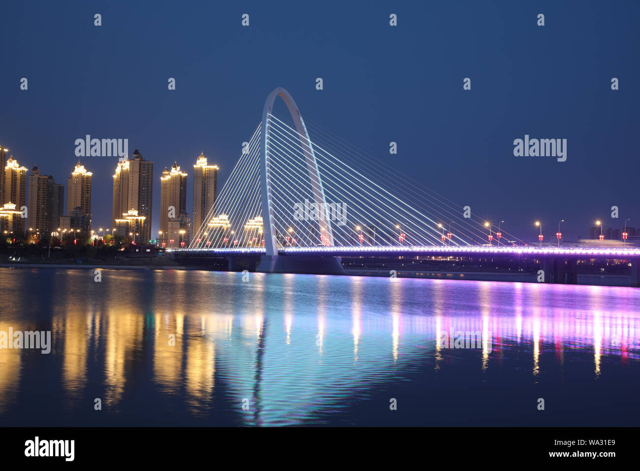 Xi 'an ba river rainbow bridge Stock Photo - Alamy