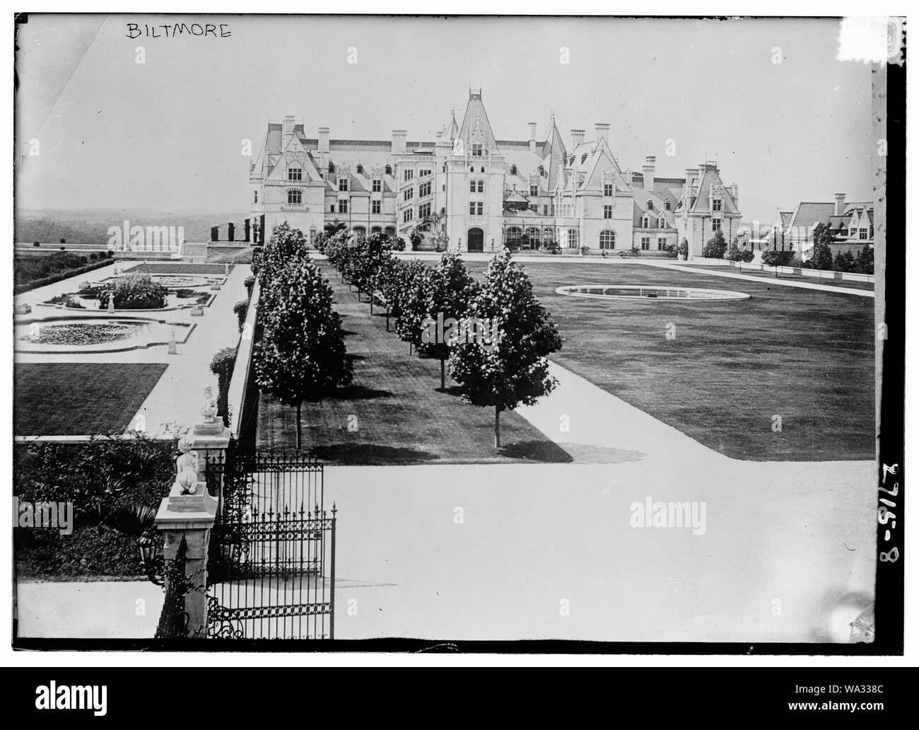 Biltmore house gardens hi-res stock photography and images - Alamy