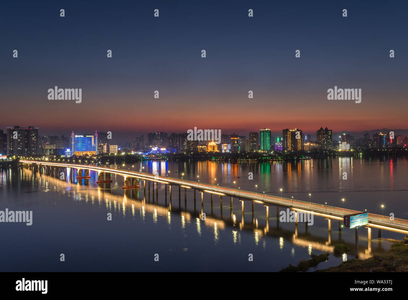 Real life images hi-res stock photography and images - Alamy