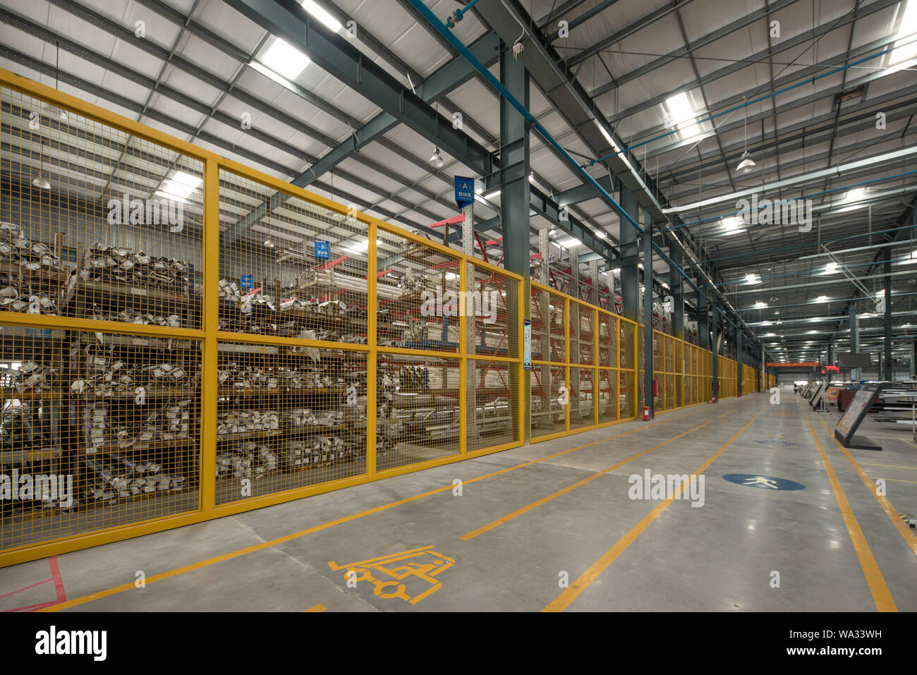 Conveyor structures hi-res stock photography and images - Alamy