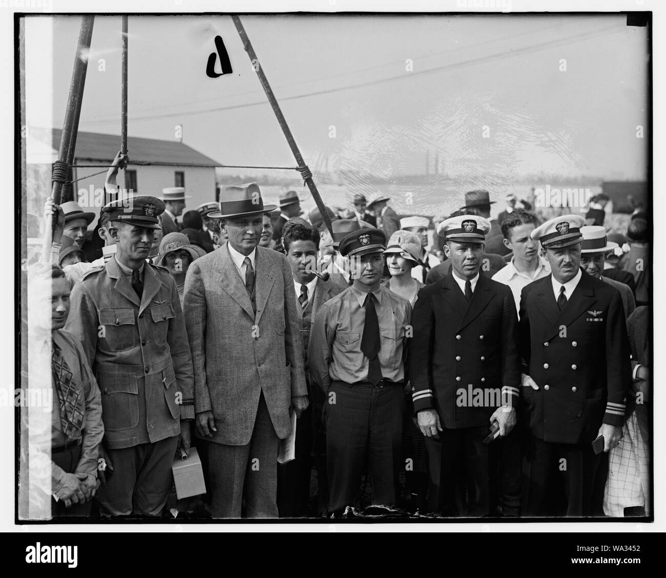 Bingham & group, Curtis Marine [...] races, 5/25/29 Stock Photo - Alamy