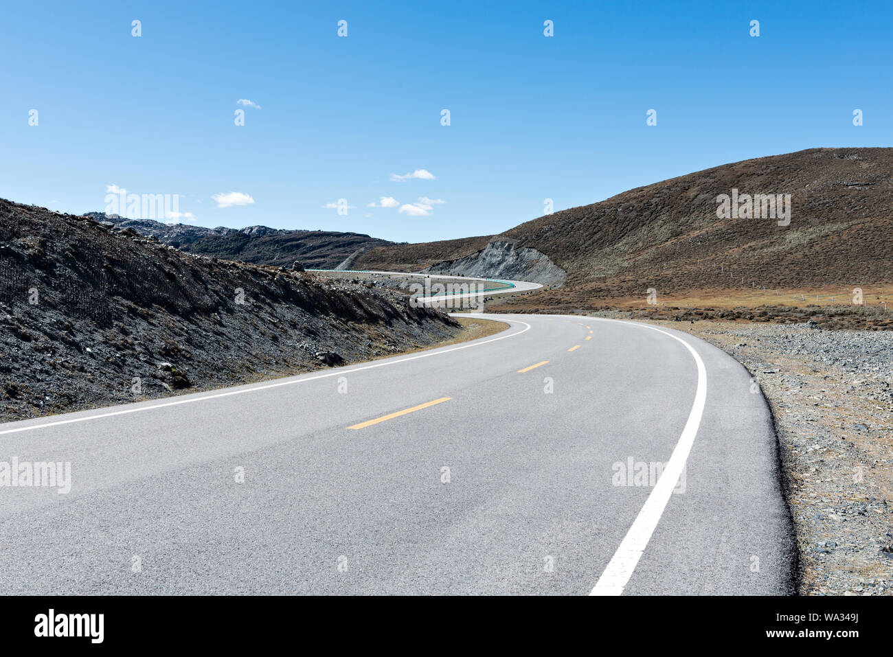 Bending highway hi-res stock photography and images - Alamy
