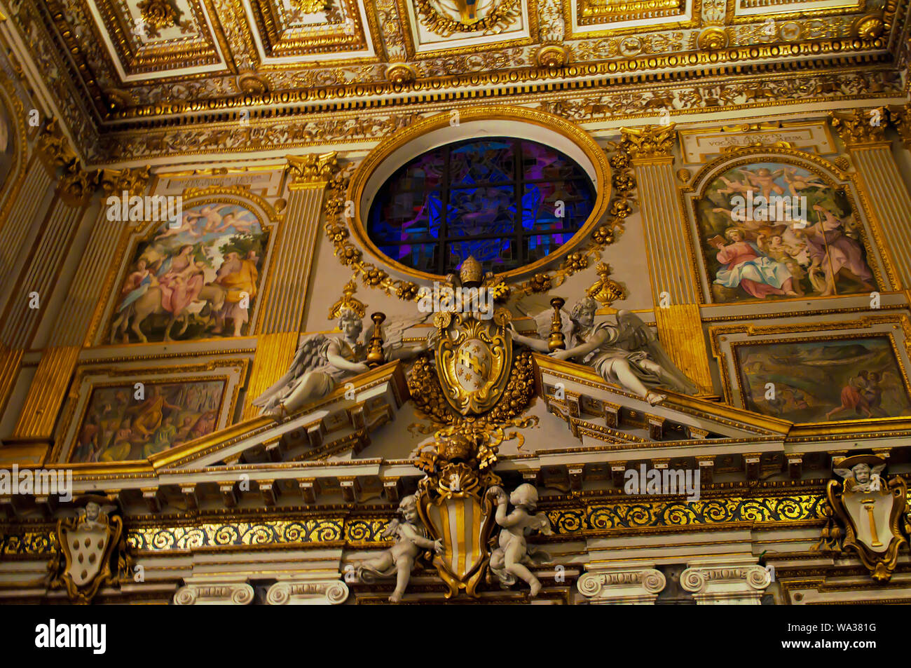 Santa maria maggiore mosaic rome hi-res stock photography and images ...