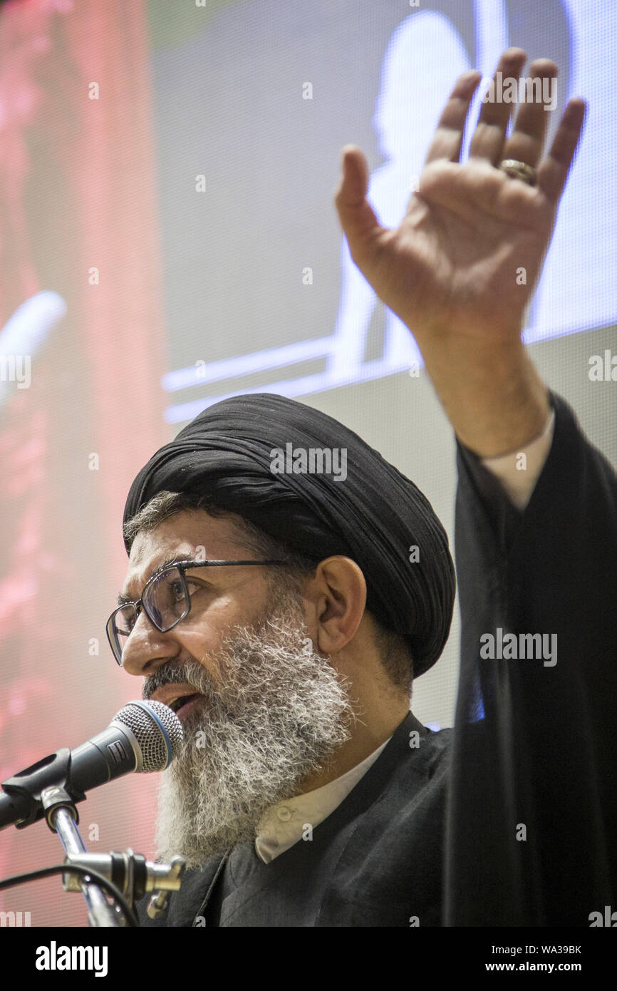 Popular mobilization forces hi-res stock photography and images - Alamy