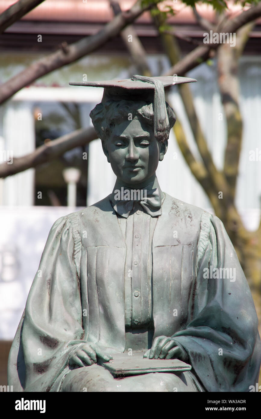 Helen Keller Statue High Resolution Stock Photography and Images - Alamy