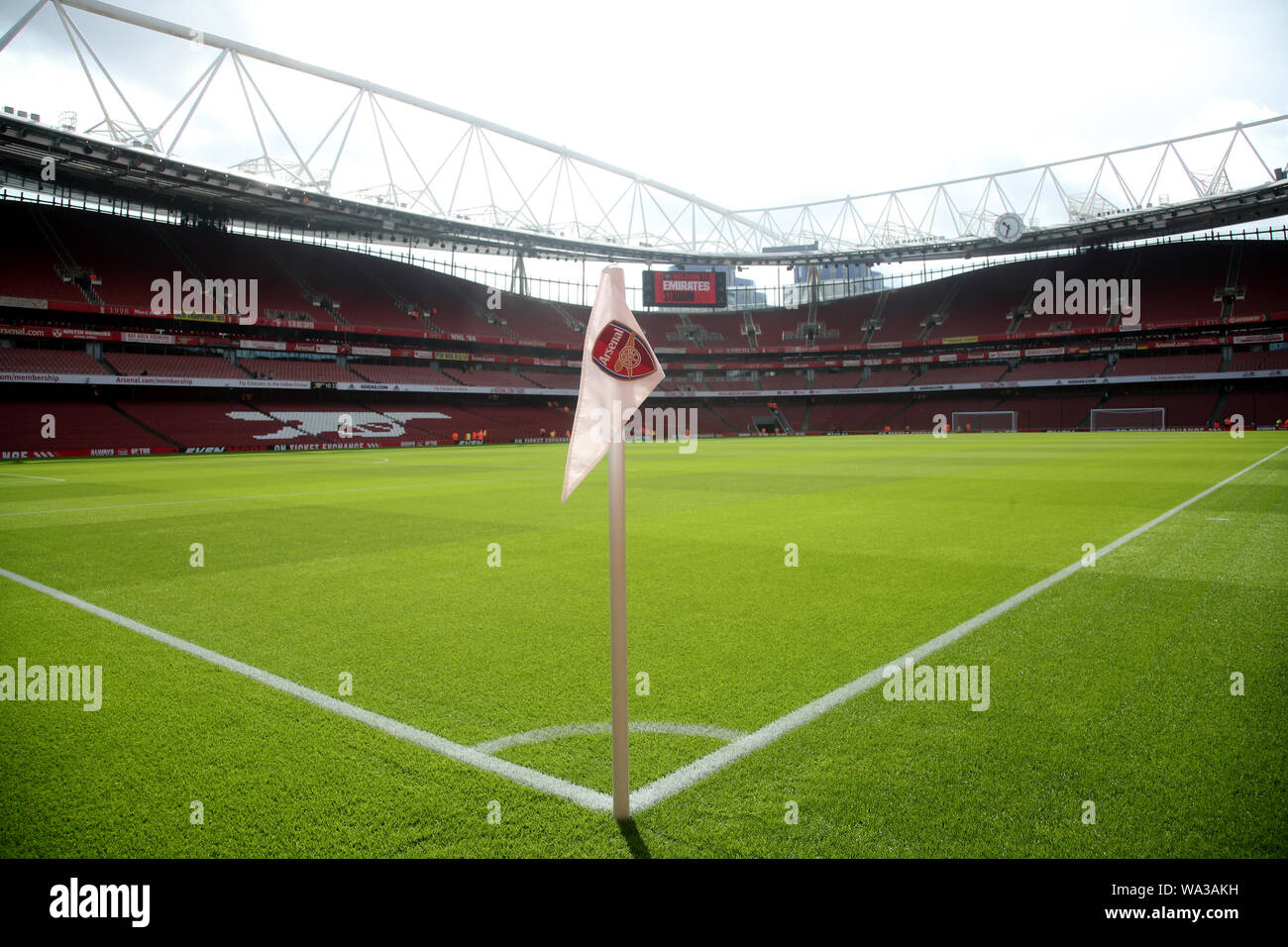 A general view of a corner flag at The Emirates Stadium, London Stock ...