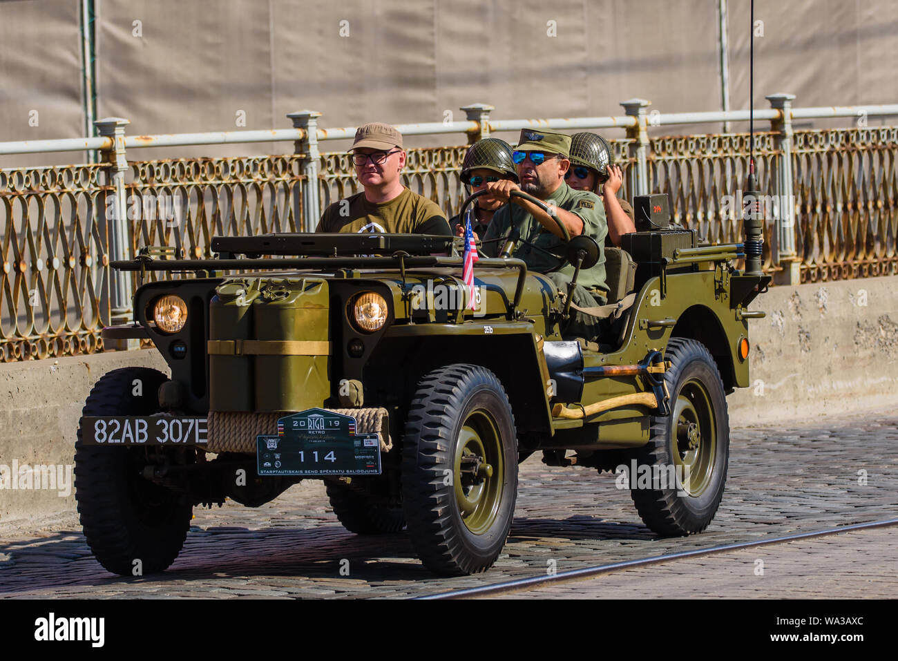 American military jeep hi-res stock photography and images - Alamy