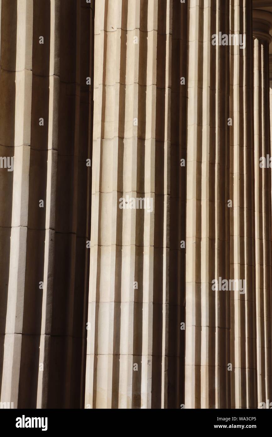 Tall upright column hi-res stock photography and images - Alamy