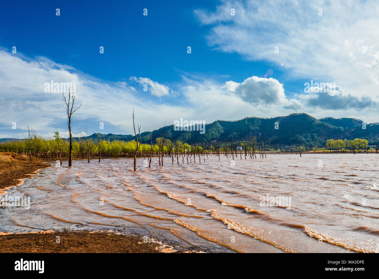 Read lake scenery Stock Photo - Alamy