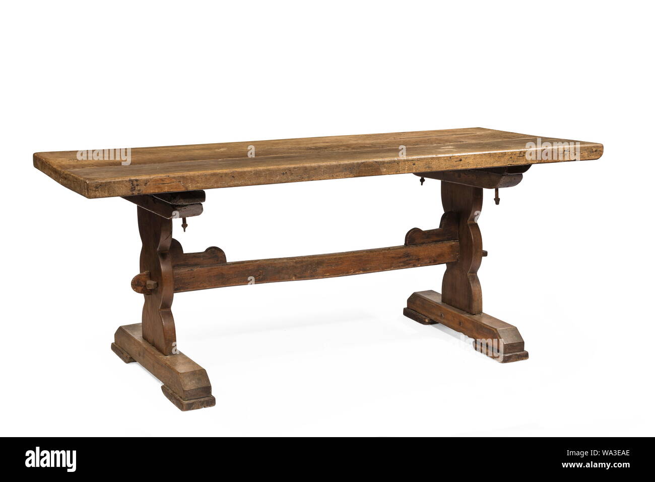 Farmhouse table hi-res stock photography and images - Alamy